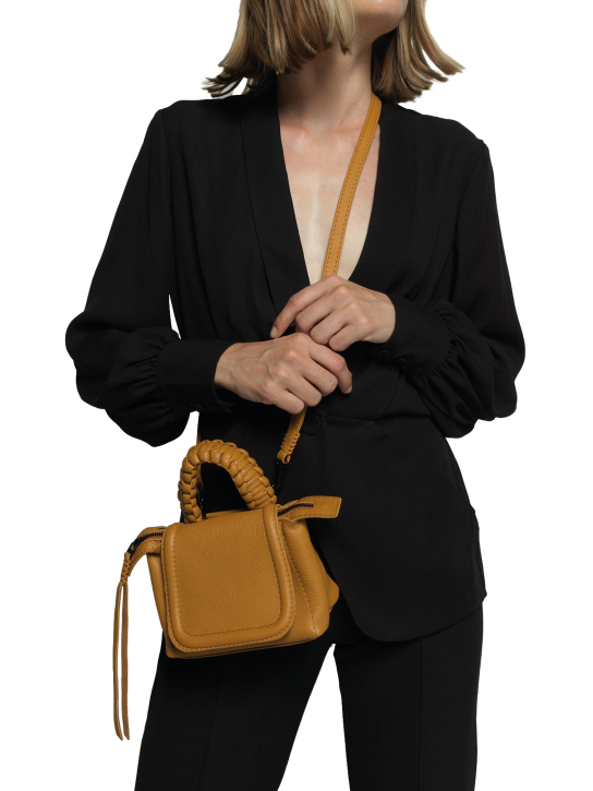 CALLISTA CRAFTS ΔΕΡΜΑΤΙΝΗ ΤΣΑΝΤΑ ΧΕΙΡΟΣ | attica